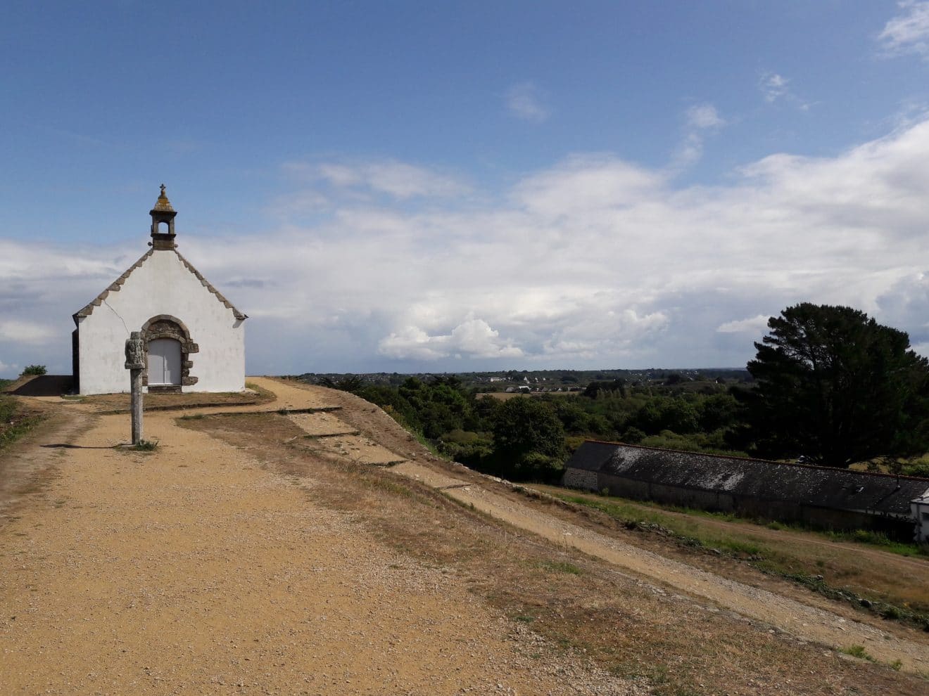 tumulus saint michel - Escapades Celtiques